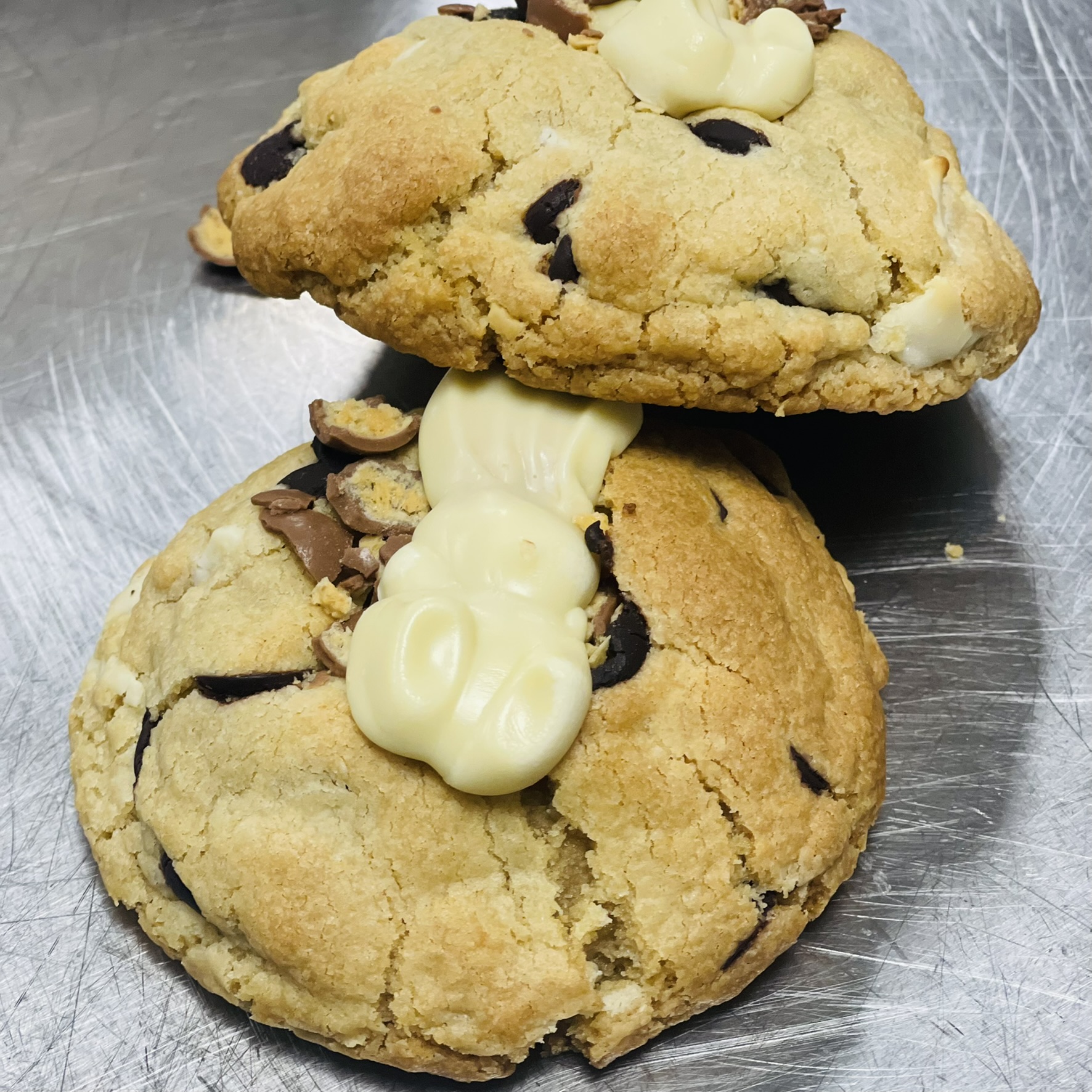 Thicccccc Cookie Box 🍪 🍫 🤤 – Jodie Bakes